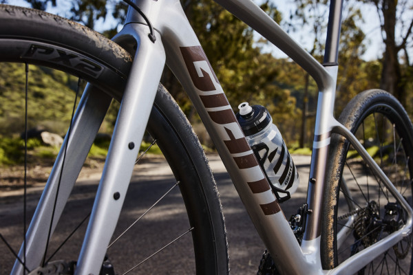 FastRoad AR Advanced 1 (2023) | Fitness bike | Giant Bicycles UK