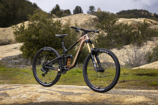 Giant reign advanced 0 top