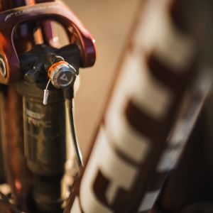 Crest FloTrac XC Shock | Giant Bicycles UK