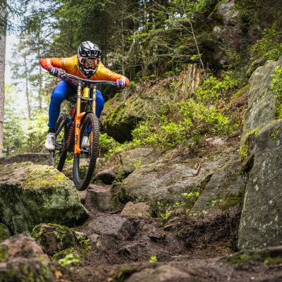 Qu'est-ce-que le VTT DH ? Le Guide Ultime | Giant Bicycles FR