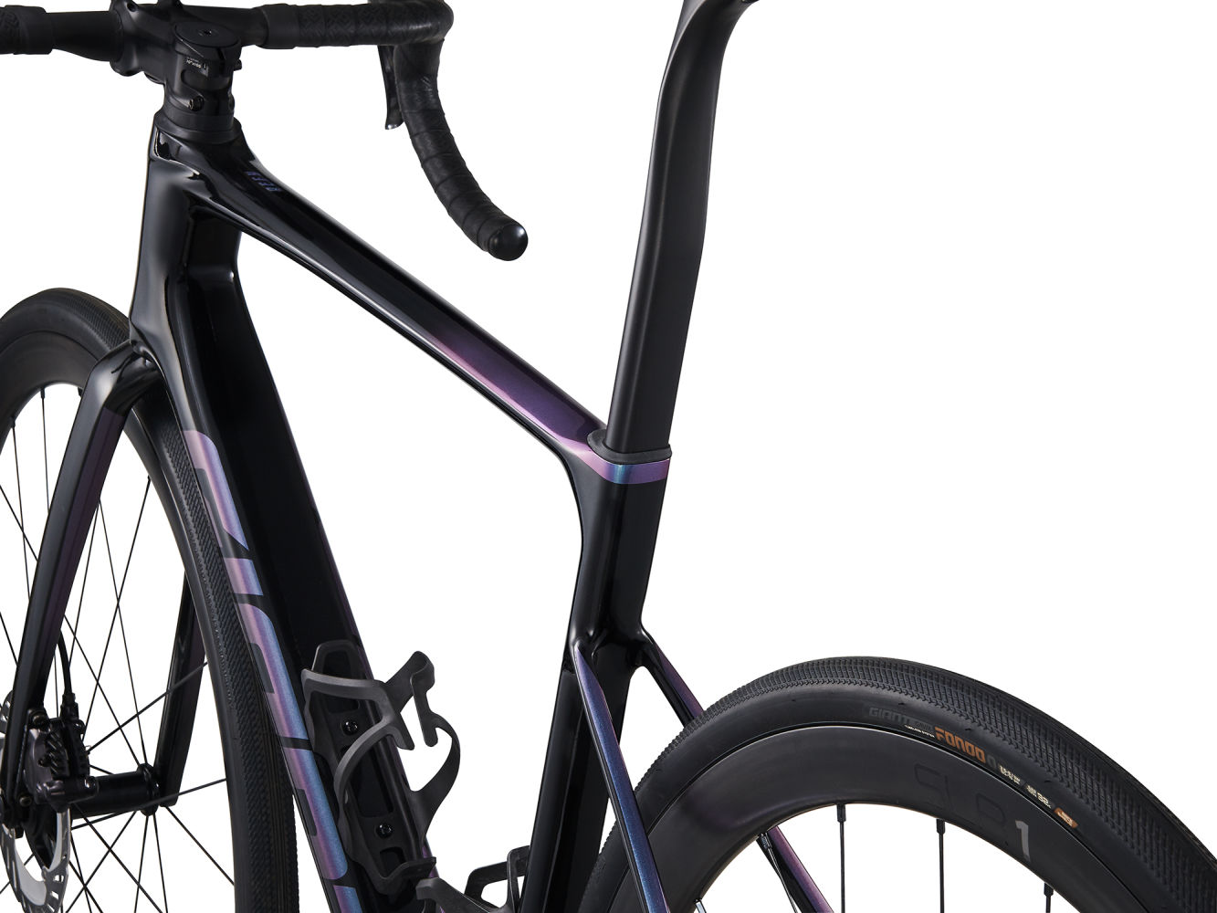 High Performance Endurance Rennrad | Giant Defy Advanced Pro 0 | Giant Bicycles DE