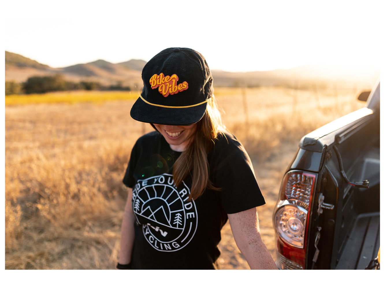 Bike Vibes Corduroy Snapback | Liv Cycling US