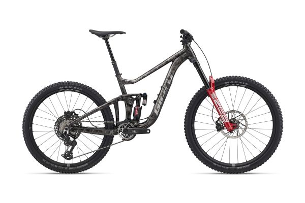 Giant Reign SE | A Custom Finish for Every Bike | Giant Bicycles Canada